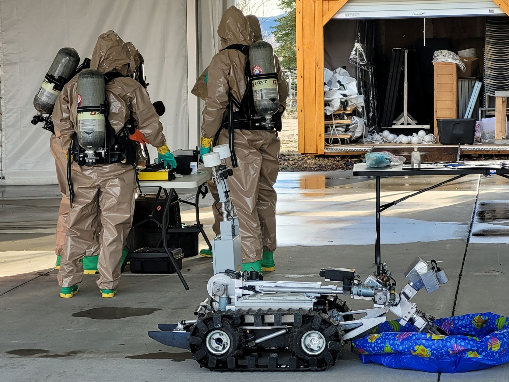 Bomb squad detonates antique explosive at Pinedale museum - Jackson ...